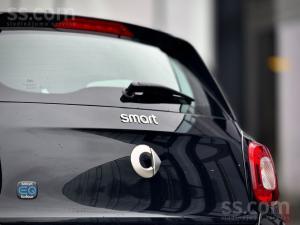 Black Smart Forfour 2021 in Riga, with an engine capacity of 1.10 L and mileage of 20 thousand km for 10600 €, photo 10 on AUTOMOTO.COM.LV