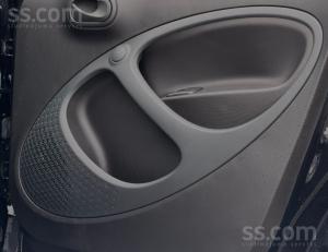 Black Smart Forfour 2021 in Riga, with an engine capacity of 1.10 L and mileage of 20 thousand km for 10600 €, photo 23 on AUTOMOTO.COM.LV
