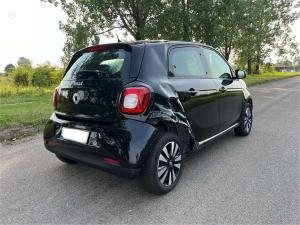 Melns Smart Forfour 2015 Tauragė, ar dzinēja tilpumu 1.00 L un nobraukumu 90 tūkst. km par 3200 €, foto 5 vietnē AUTOMOTO.COM.LV