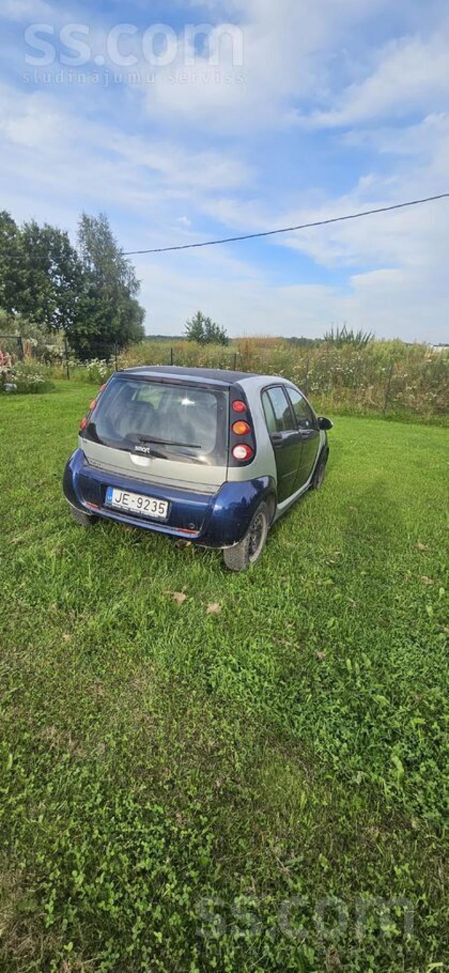 Blue Smart Forfour 2004 in Riga, with an engine capacity of 1.10 L and mileage of 231 thousand km for 850 €, photo 5 on AUTOMOTO.COM.LV