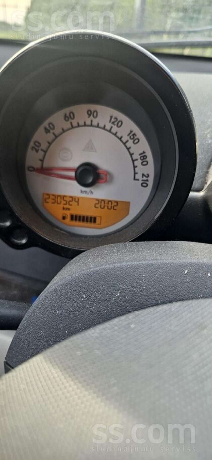 Blue Smart Forfour 2004 in Riga, with an engine capacity of 1.10 L and mileage of 231 thousand km for 850 €, photo 9 on AUTOMOTO.COM.LV