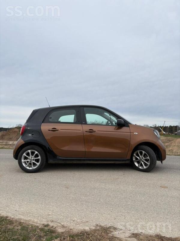 Brūns Smart Forfour 2014 Rīga, ar dzinēja tilpumu 1.00 L un nobraukumu 163 tūkst. km par 5900 €, foto 2 vietnē AUTOMOTO.COM.LV
