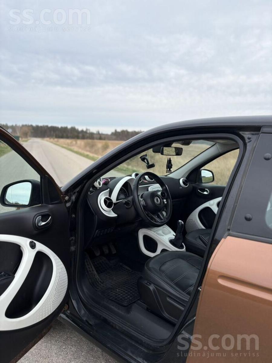 Brūns Smart Forfour 2014 Rīga, ar dzinēja tilpumu 1.00 L un nobraukumu 163 tūkst. km par 5900 €, foto 13 vietnē AUTOMOTO.COM.LV