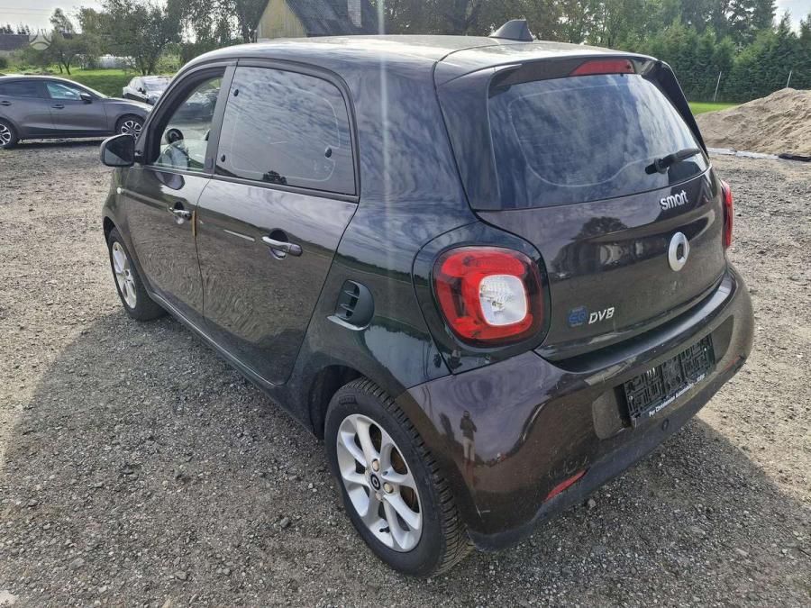 Brūns Smart Forfour 2019 Marijampole, ar dzinēja tilpumu 0.00 L un nobraukumu 78 tūkst. km par 4200 €, foto 11 vietnē AUTOMOTO.COM.LV