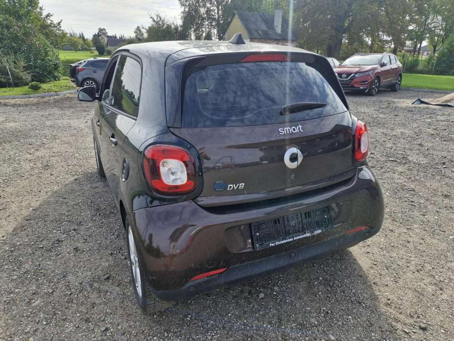 Brūns Smart Forfour 2019 Marijampole, ar dzinēja tilpumu 0.00 L un nobraukumu 78 tūkst. km par 4200 €, foto 12 vietnē AUTOMOTO.COM.LV