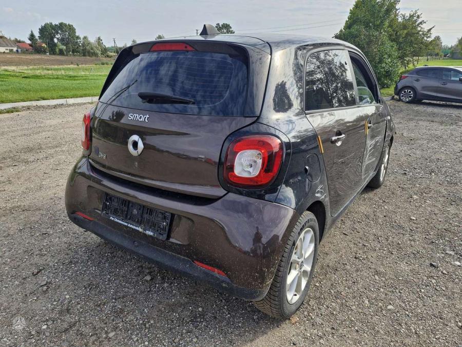 Brūns Smart Forfour 2019 Marijampole, ar dzinēja tilpumu 0.00 L un nobraukumu 78 tūkst. km par 4200 €, foto 17 vietnē AUTOMOTO.COM.LV