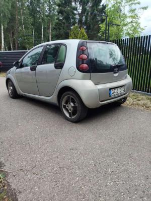 Pelēks Smart Forfour 2005 Viļņa, ar dzinēja tilpumu 1.49 L un nobraukumu 312 tūkst. km par 799 €, foto 4 vietnē AUTOMOTO.COM.LV