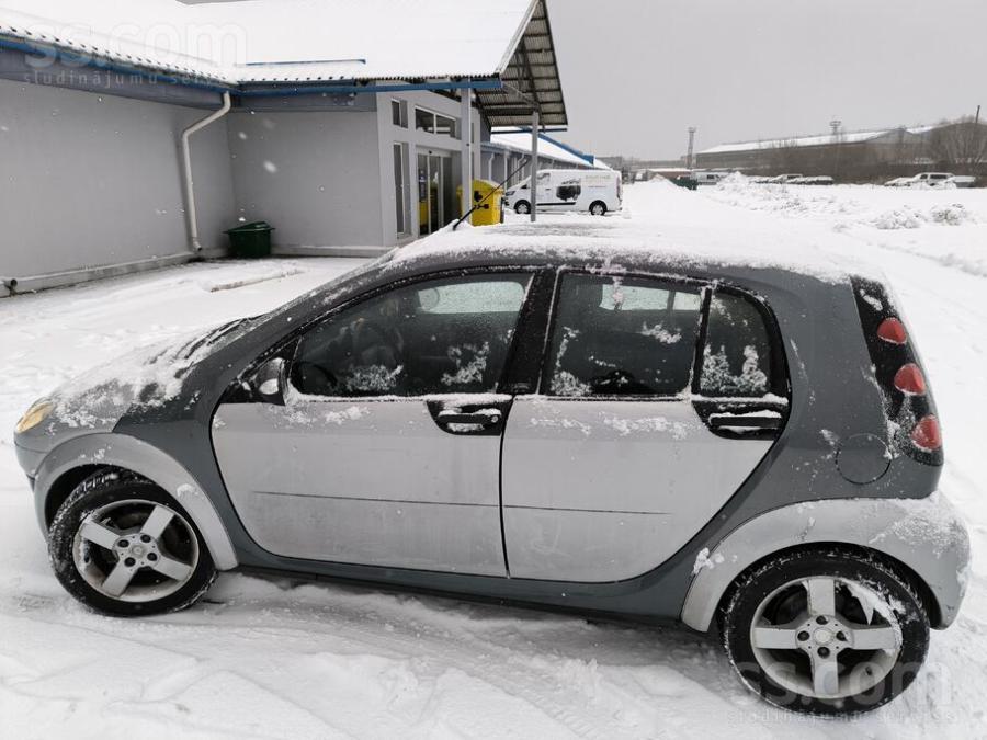 Pelēks Smart Forfour 2006 Liepāja, ar dzinēja tilpumu 1.50 L un nobraukumu 226 tūkst. km par 1400 €, foto 1 vietnē AUTOMOTO.COM.LV