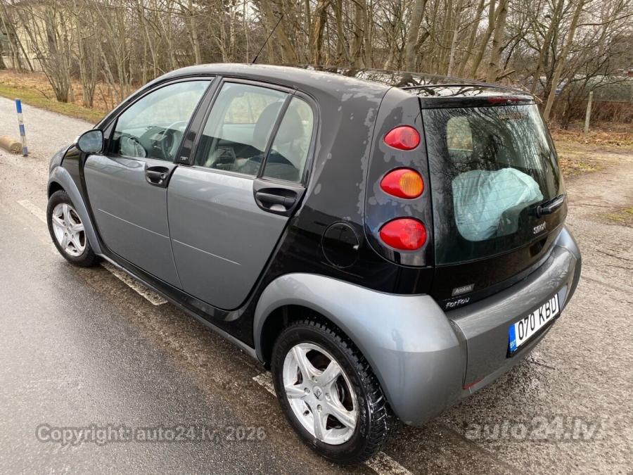 Grey Smart Forfour 2006 in Tallinn, with an engine capacity of 1.10 L and mileage of 174 thousand km for 4000 €, photo 16 on AUTOMOTO.COM.LV