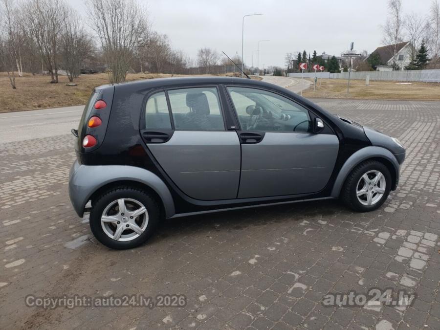 Grey Smart Forfour 2006 in Tallinn, with an engine capacity of 1.10 L and mileage of 174 thousand km for 4000 €, photo 18 on AUTOMOTO.COM.LV