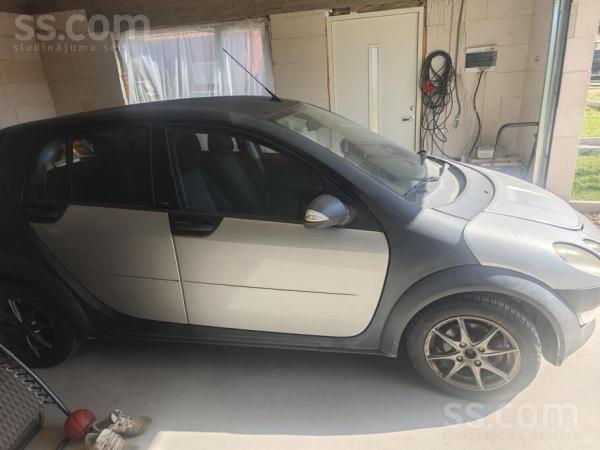 Pelēks Smart Forfour 2006 Daugavpils, ar dzinēja tilpumu 1.30 L un nobraukumu 206 tūkst. km par 1000 €, foto 2 vietnē AUTOMOTO.COM.LV
