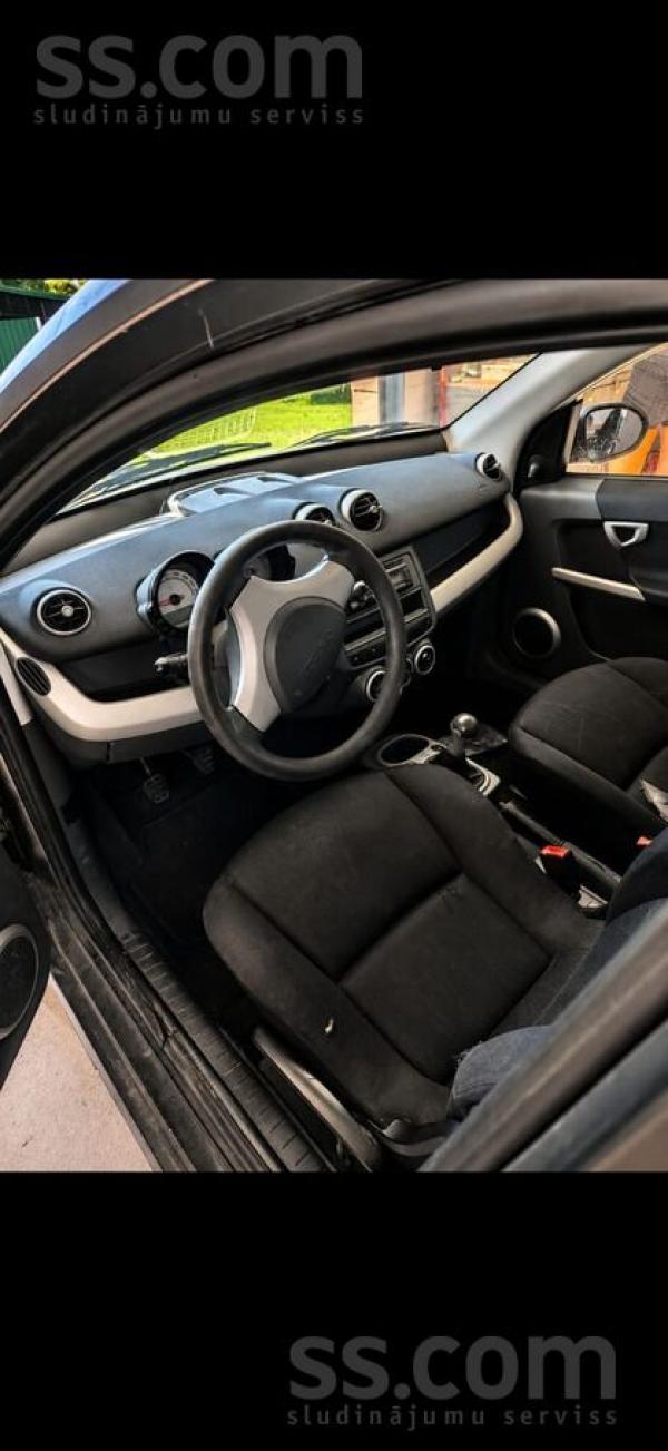 Pelēks Smart Forfour 2006 Daugavpils, ar dzinēja tilpumu 1.30 L un nobraukumu 206 tūkst. km par 1000 €, foto 5 vietnē AUTOMOTO.COM.LV