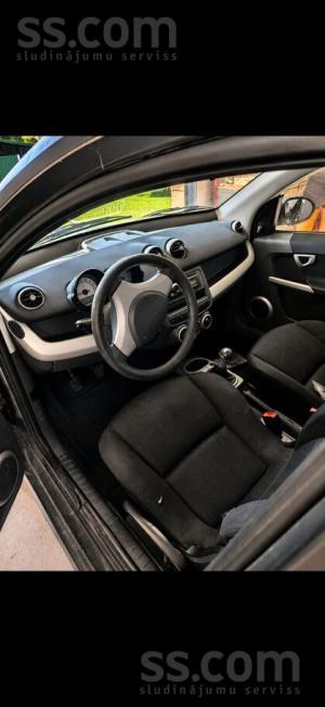 Grey Smart Forfour 2006 in Daugavpils, with an engine capacity of 1.30 L and mileage of 206 thousand km for 1000 €, photo 6 on AUTOMOTO.COM.LV