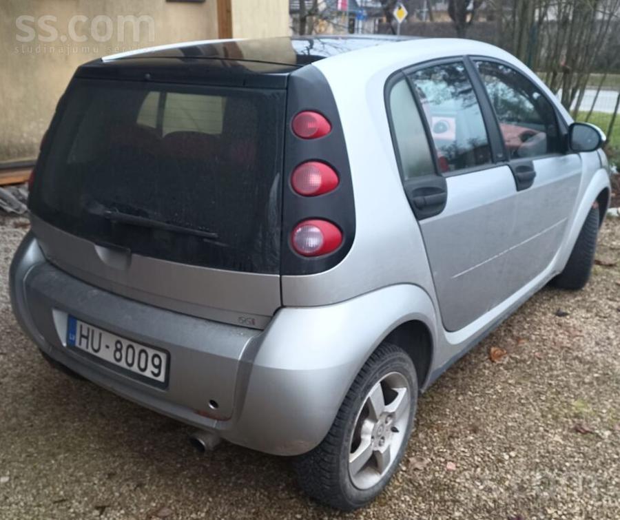 Grey Smart Forfour 2006 in Ogre, with an engine capacity of 1.50 L and mileage of 315 thousand km for 500 €, photo 3 on AUTOMOTO.COM.LV