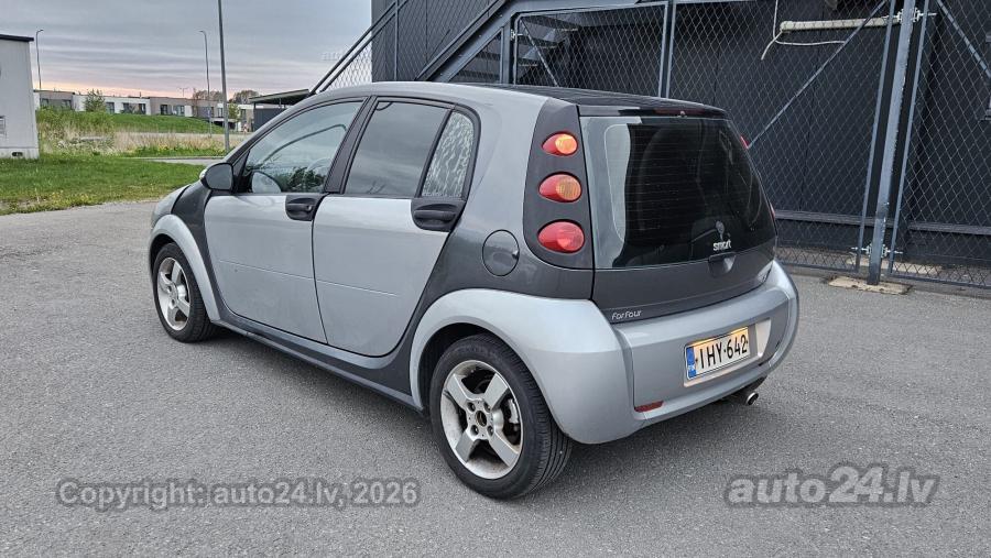 Pelēks Smart Forfour 2006 Tallina, ar dzinēja tilpumu 1.30 L un nobraukumu 279 tūkst. km par 1350 €, foto 4 vietnē AUTOMOTO.COM.LV