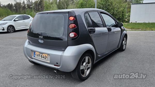Grey Smart Forfour 2006 in Tallinn, with an engine capacity of 1.30 L and mileage of 279 thousand km for 1350 €, photo 4 on AUTOMOTO.COM.LV