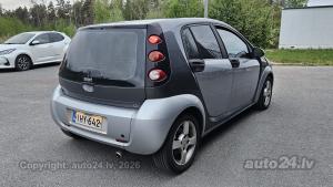 Pelēks Smart Forfour 2006 Tallina, ar dzinēja tilpumu 1.30 L un nobraukumu 279 tūkst. km par 1350 €, foto 5 vietnē AUTOMOTO.COM.LV