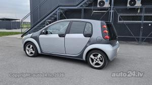 Pelēks Smart Forfour 2006 Tallina, ar dzinēja tilpumu 1.30 L un nobraukumu 279 tūkst. km par 1350 €, foto 7 vietnē AUTOMOTO.COM.LV