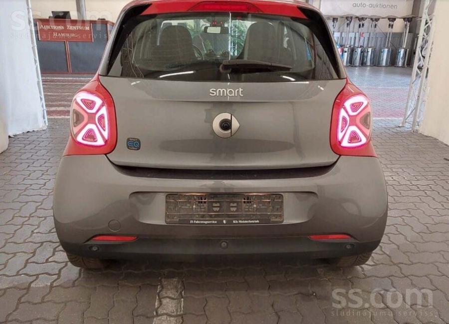 Pelēks Smart Forfour 2021 Rīga, ar dzinēja tilpumu 1.50 L un nobraukumu 0 tūkst. km par 6380 €, foto 6 vietnē AUTOMOTO.COM.LV