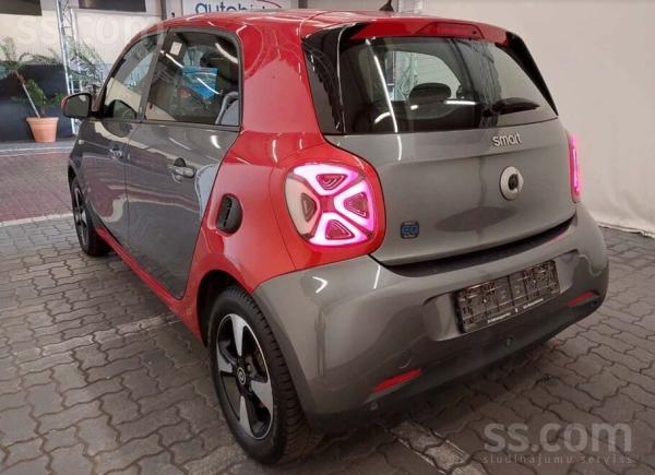 Pelēks Smart Forfour 2021 Rīga, ar dzinēja tilpumu 1.50 L un nobraukumu 0 tūkst. km par 6380 €, foto 6 vietnē AUTOMOTO.COM.LV
