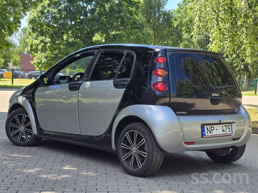 Smart Forfour 2005 in Riga, with an engine capacity of 1.50 L and mileage of 0 thousand km for 1799 €, photo 4 on AUTOMOTO.COM.LV