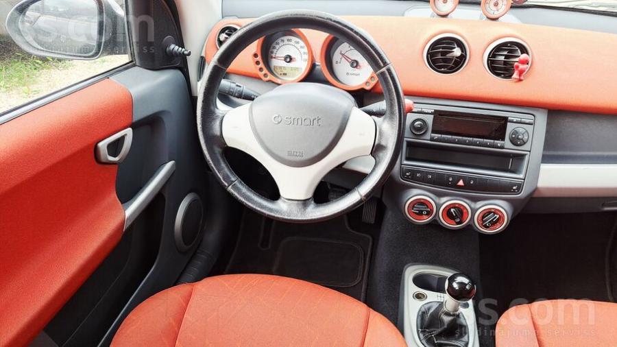 Smart Forfour 2005 Rīga, ar dzinēja tilpumu 1.50 L un nobraukumu 160 tūkst. km par 1800 €, foto 12 vietnē AUTOMOTO.COM.LV