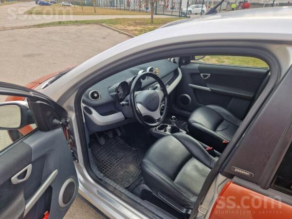 Oranžs Smart Forfour 2004 Rīga, ar dzinēja tilpumu 1.50 L un nobraukumu 327 tūkst. km par 1900 €, foto 3 vietnē AUTOMOTO.COM.LV