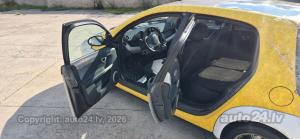 Smart Forfour 2005 Tallina, ar dzinēja tilpumu 1.30 L un nobraukumu 205 tūkst. km par 1499 €, foto 18 vietnē AUTOMOTO.COM.LV