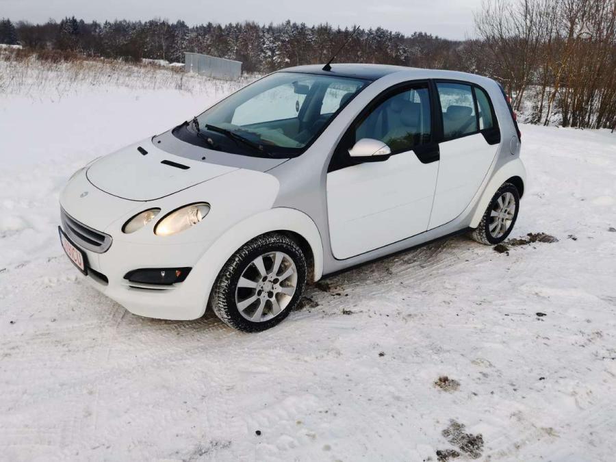 Balts Smart Forfour 2006 Viļņa, ar dzinēja tilpumu 1.50 L un nobraukumu 246 tūkst. km par 1250 €, foto 3 vietnē AUTOMOTO.COM.LV