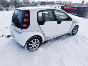 Balts Smart Forfour 2006 Viļņa, ar dzinēja tilpumu 1.50 L un nobraukumu 246 tūkst. km par 1250 €, foto 5 vietnē AUTOMOTO.COM.LV
