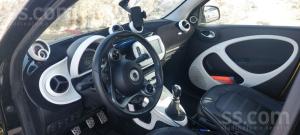 Yellow Smart Forfour 2015 in Riga, with an engine capacity of 0.90 L and mileage of 167 thousand km for 6200 €, photo 12 on AUTOMOTO.COM.LV