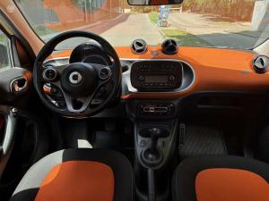 Yellow Smart Forfour 2017 in Vilnius, with an engine capacity of 1.00 L and mileage of 156 thousand km for 7200 €, photo 20 on AUTOMOTO.COM.LV