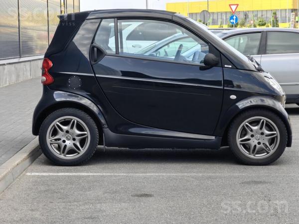 Melns Smart Fortwo 2001 Rīga, ar dzinēja tilpumu 0.80 L un nobraukumu 149 tūkst. km par 1700 €, foto 1 vietnē AUTOMOTO.COM.LV