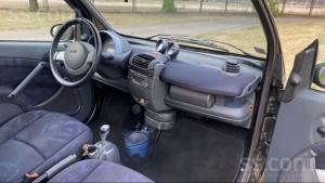 Melns Smart Fortwo 2001 Rīga, ar dzinēja tilpumu 0.80 L un nobraukumu 149 tūkst. km par 1700 €, foto 9 vietnē AUTOMOTO.COM.LV
