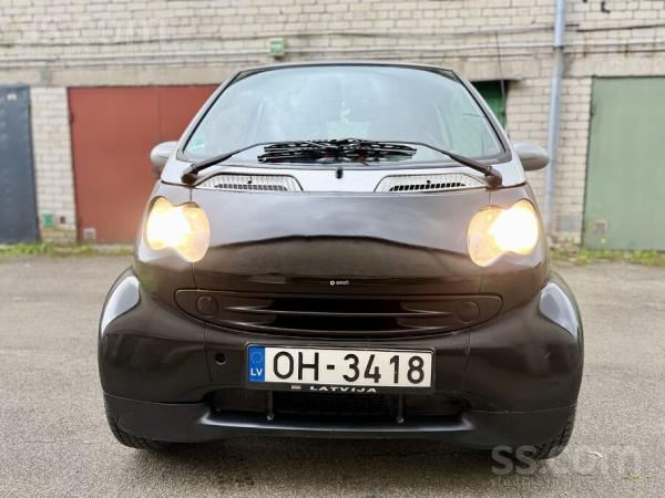 Melns Smart Fortwo 2002 Rīga, ar dzinēja tilpumu 0.80 L un nobraukumu 284 tūkst. km par 1550 €, foto 2 vietnē AUTOMOTO.COM.LV