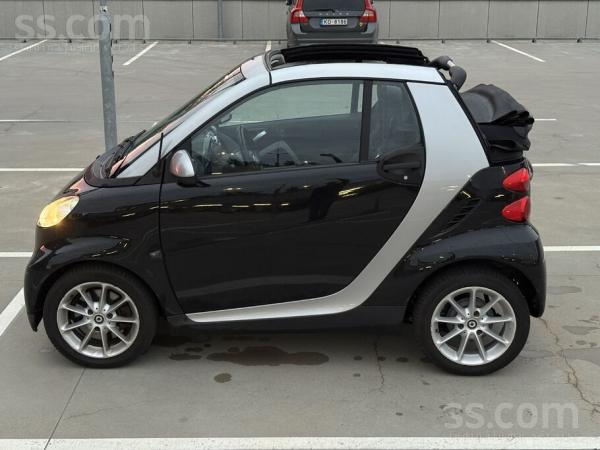 Melns Smart Fortwo 2008 Rīga, ar dzinēja tilpumu 1.00 L un nobraukumu 163 tūkst. km par 4500 €, foto 4 vietnē AUTOMOTO.COM.LV