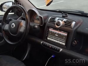 Black Smart Fortwo 2008 in Riga, with an engine capacity of 1.00 L and mileage of 163 thousand km for 4500 €, photo 13 on AUTOMOTO.COM.LV