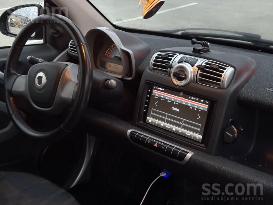 Black Smart Fortwo 2008 in Riga, with an engine capacity of 1.00 L and mileage of 163 thousand km for 4500 €, photo 13 on AUTOMOTO.COM.LV