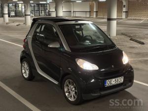 Black Smart Fortwo 2008 in Riga, with an engine capacity of 1.00 L and mileage of 163 thousand km for 4500 €, photo 26 on AUTOMOTO.COM.LV