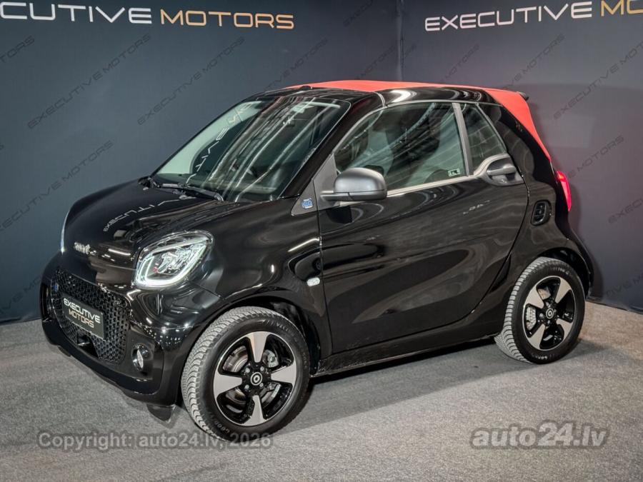 Melns Smart Fortwo 2022 Tallina, ar dzinēja tilpumu 0.00 L un nobraukumu 18 tūkst. km par 13499 €, foto 2 vietnē AUTOMOTO.COM.LV