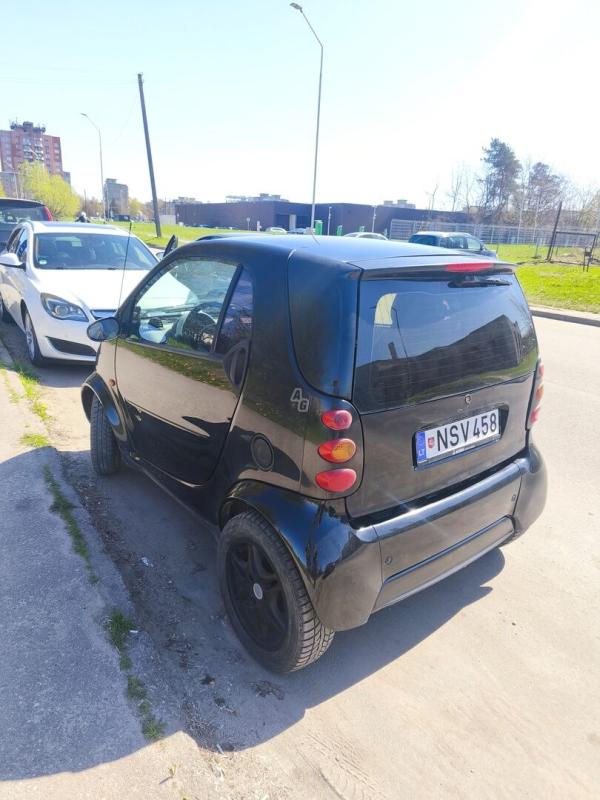 Melns Smart Fortwo 2003 Kauņa, ar dzinēja tilpumu 0.80 L un nobraukumu 120 tūkst. km par 499 €, foto 5 vietnē AUTOMOTO.COM.LV
