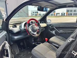 Melns Smart Fortwo 2004 Tallina, ar dzinēja tilpumu 0.70 L un nobraukumu 169 tūkst. km par 3199 €, foto 9 vietnē AUTOMOTO.COM.LV