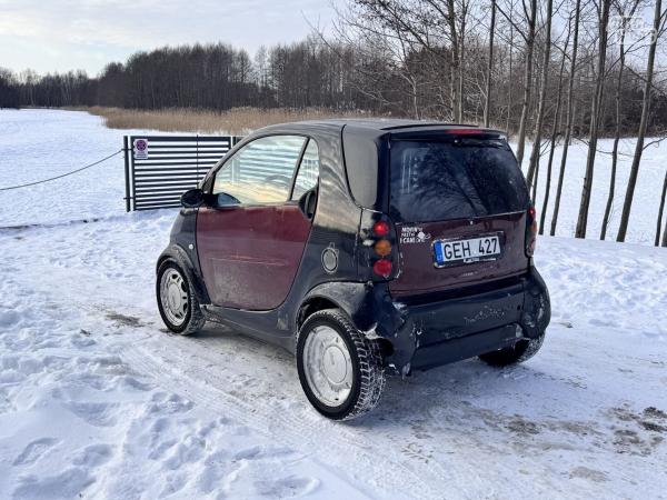 Melns Smart Fortwo 2004 Klaipėda, ar dzinēja tilpumu 0.60 L un nobraukumu 140 tūkst. km par 799 €, foto 7 vietnē AUTOMOTO.COM.LV
