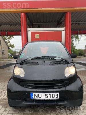 Melns Smart Fortwo 2006 Jelgava, ar dzinēja tilpumu 0.80 L un nobraukumu 210 tūkst. km par 1550 €, foto  vietnē AUTOMOTO.COM.LV