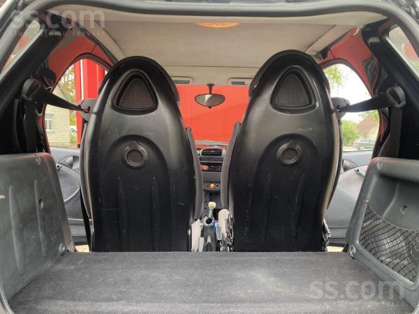 Melns Smart Fortwo 2006 Jelgava, ar dzinēja tilpumu 0.80 L un nobraukumu 210 tūkst. km par 1550 €, foto 10 vietnē AUTOMOTO.COM.LV
