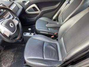 Melns Smart Fortwo 2011 Panevēža, ar dzinēja tilpumu 1.00 L un nobraukumu 215 tūkst. km par 2899 €, foto 9 vietnē AUTOMOTO.COM.LV