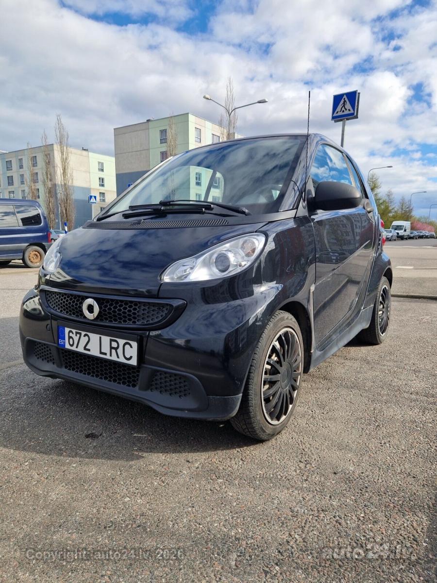 Black Smart Fortwo 2012 in Tallinn, with an engine capacity of 0.80 L and mileage of 0 thousand km for 3500 €, photo 2 on AUTOMOTO.COM.LV