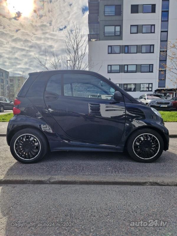Melns Smart Fortwo 2012 Tallina, ar dzinēja tilpumu 0.80 L un nobraukumu 0 tūkst. km par 3500 €, foto 8 vietnē AUTOMOTO.COM.LV