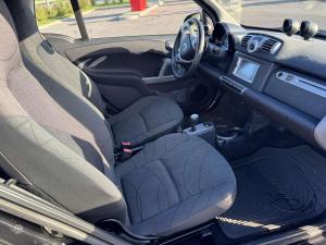Black Smart Fortwo 2012 in Vilnius, with an engine capacity of 1.00 L and mileage of 90 thousand km for 3850 €, photo 17 on AUTOMOTO.COM.LV