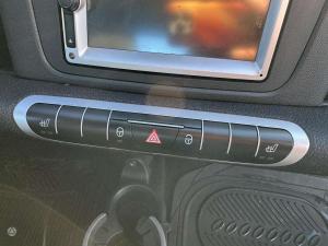 Black Smart Fortwo 2012 in Vilnius, with an engine capacity of 1.00 L and mileage of 90 thousand km for 3850 €, photo 21 on AUTOMOTO.COM.LV